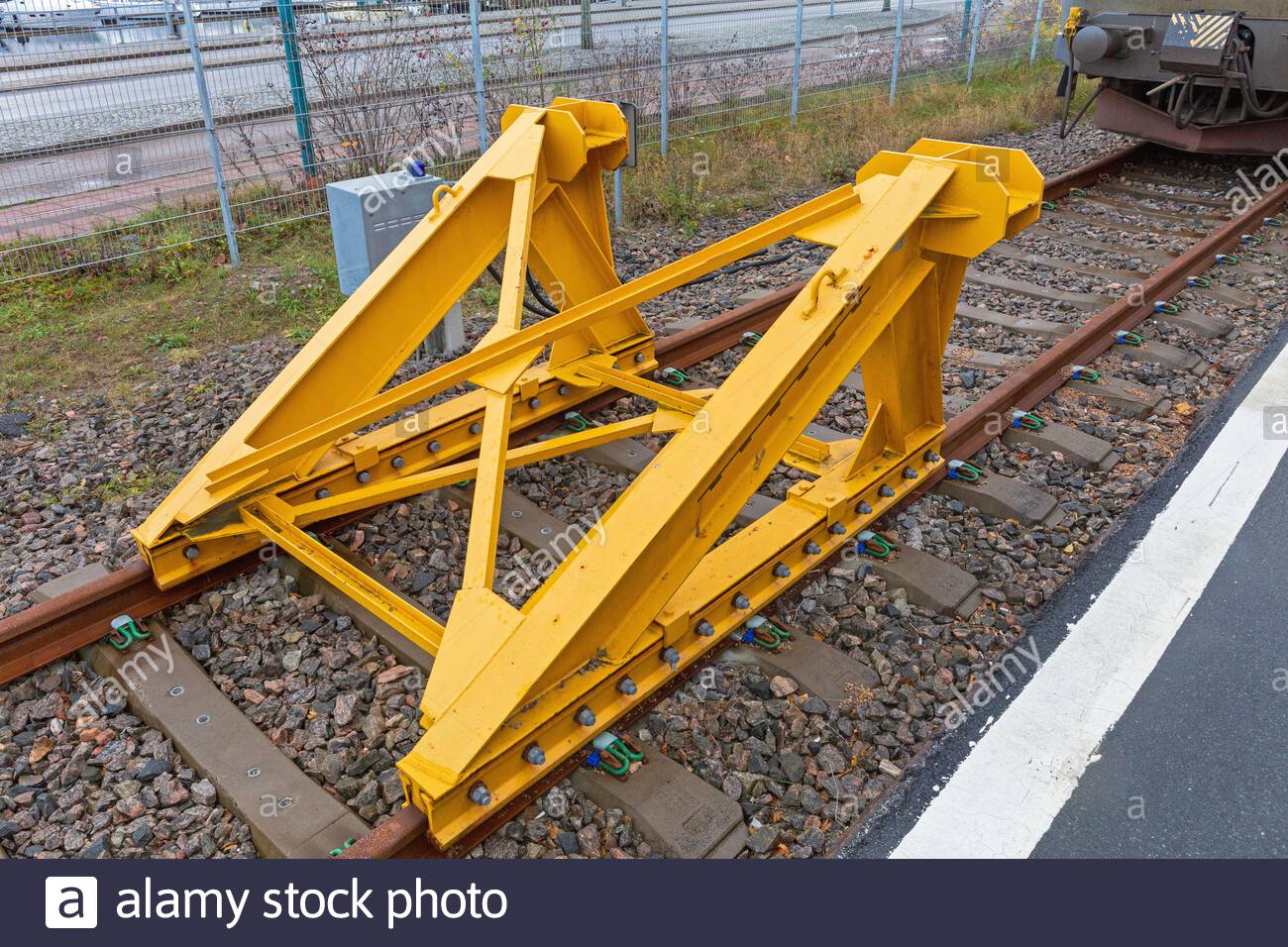 Buffer Rails High Resolution Stock Photography and Images - Alamy
