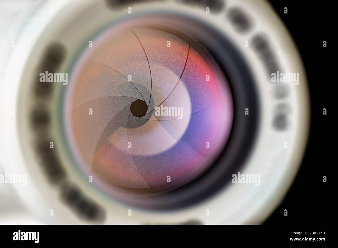 Lens diaphragm detailed front view Stock Photo - Alamy