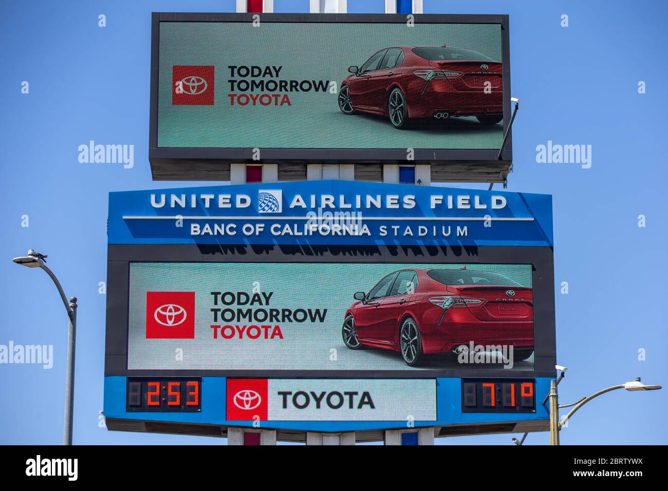 Los angeles memorial coliseum marquee hi-res stock photography and ...