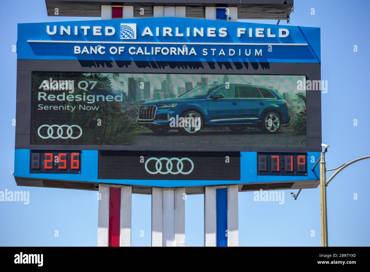 Los angeles memorial coliseum marquee hi-res stock photography and ...