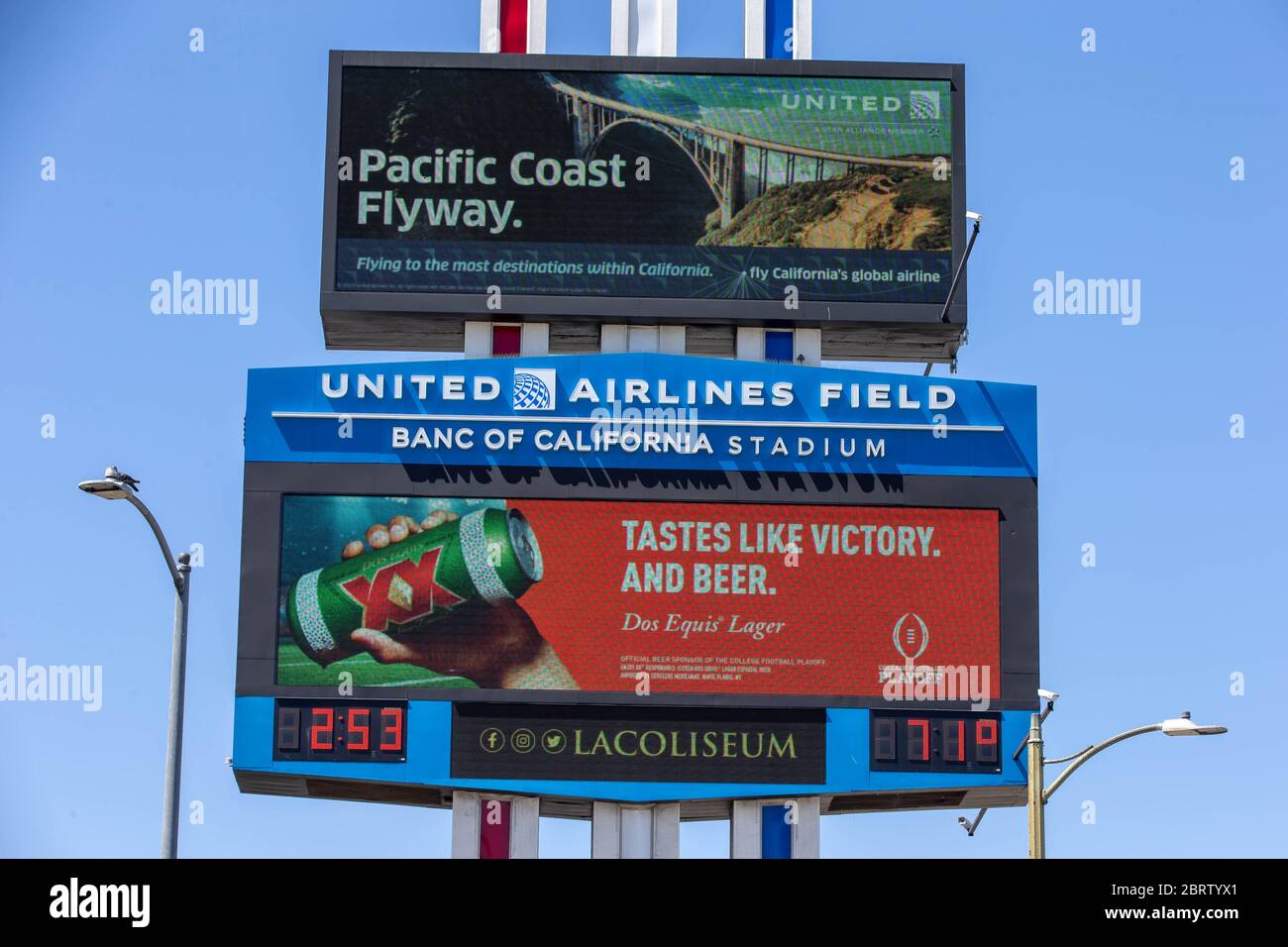 Los angeles memorial coliseum marquee hi-res stock photography and ...