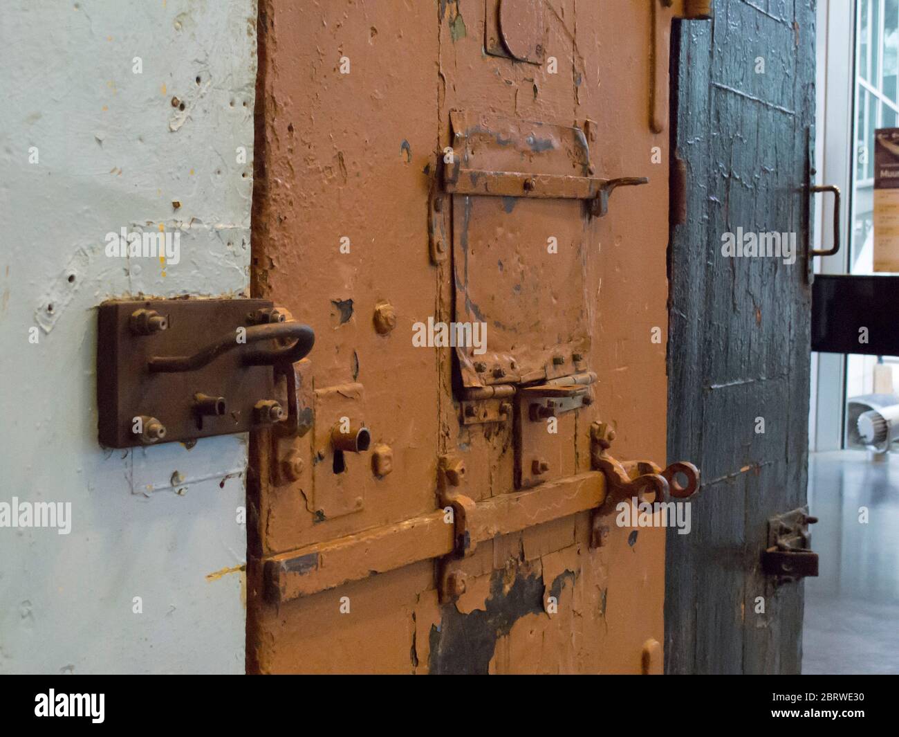 Row of doors hi-res stock photography and images - Alamy