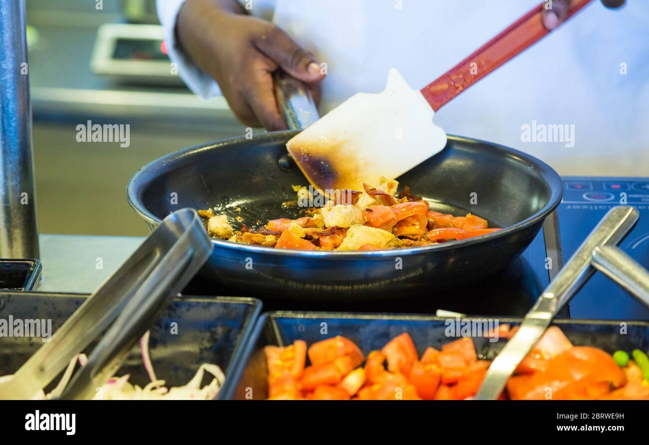 Sauteing food hi-res stock photography and images - Alamy