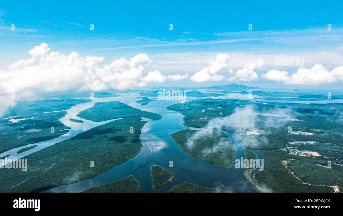 Amazon rainforest brazil from above hi-res stock photography and images ...