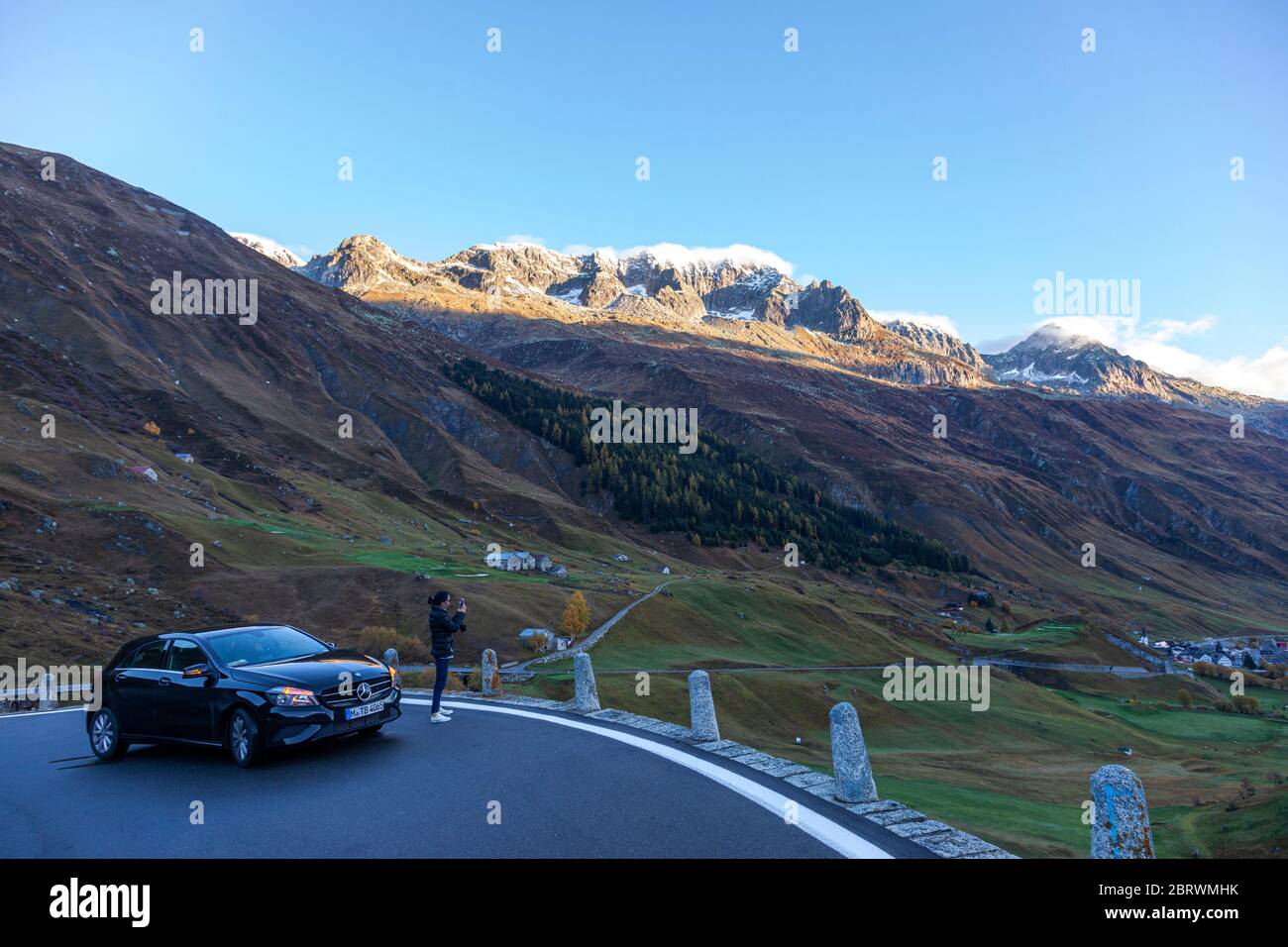 Driving on mountain hi-res stock photography and images - Alamy