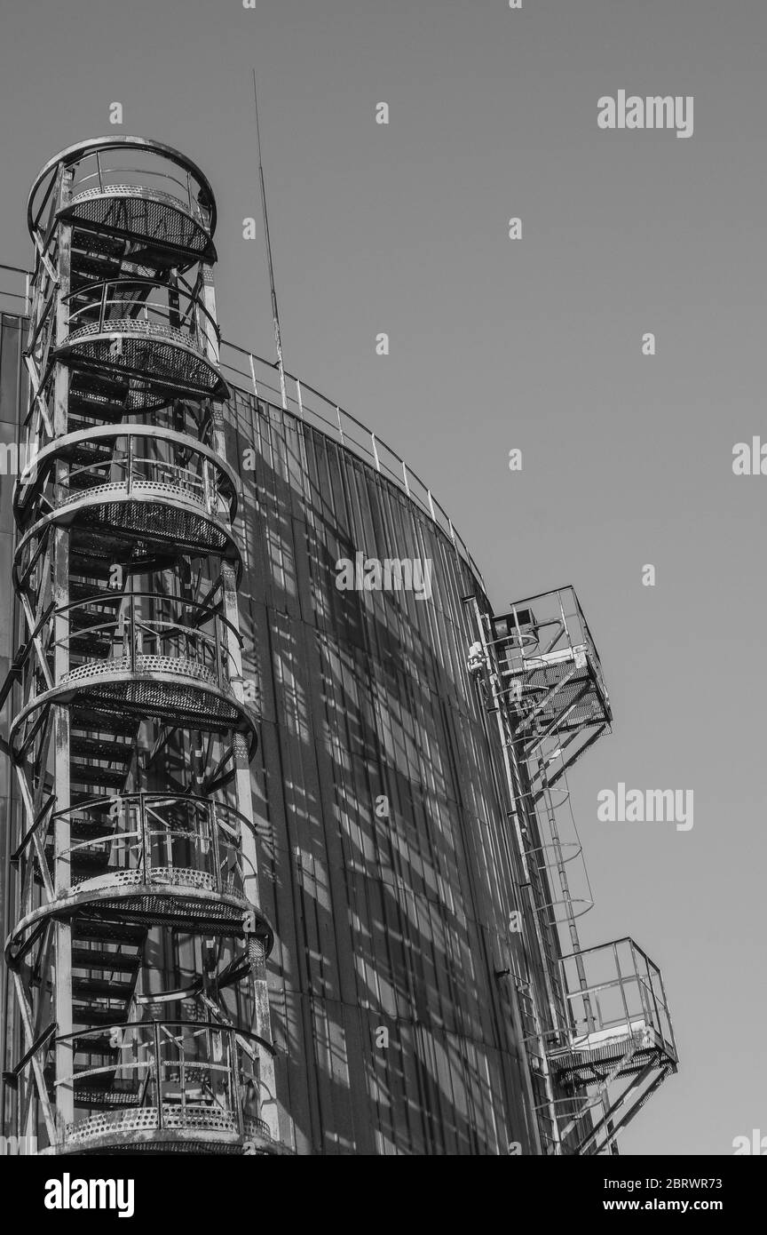 White cylindrical storage tanks Black and White Stock Photos & Images ...