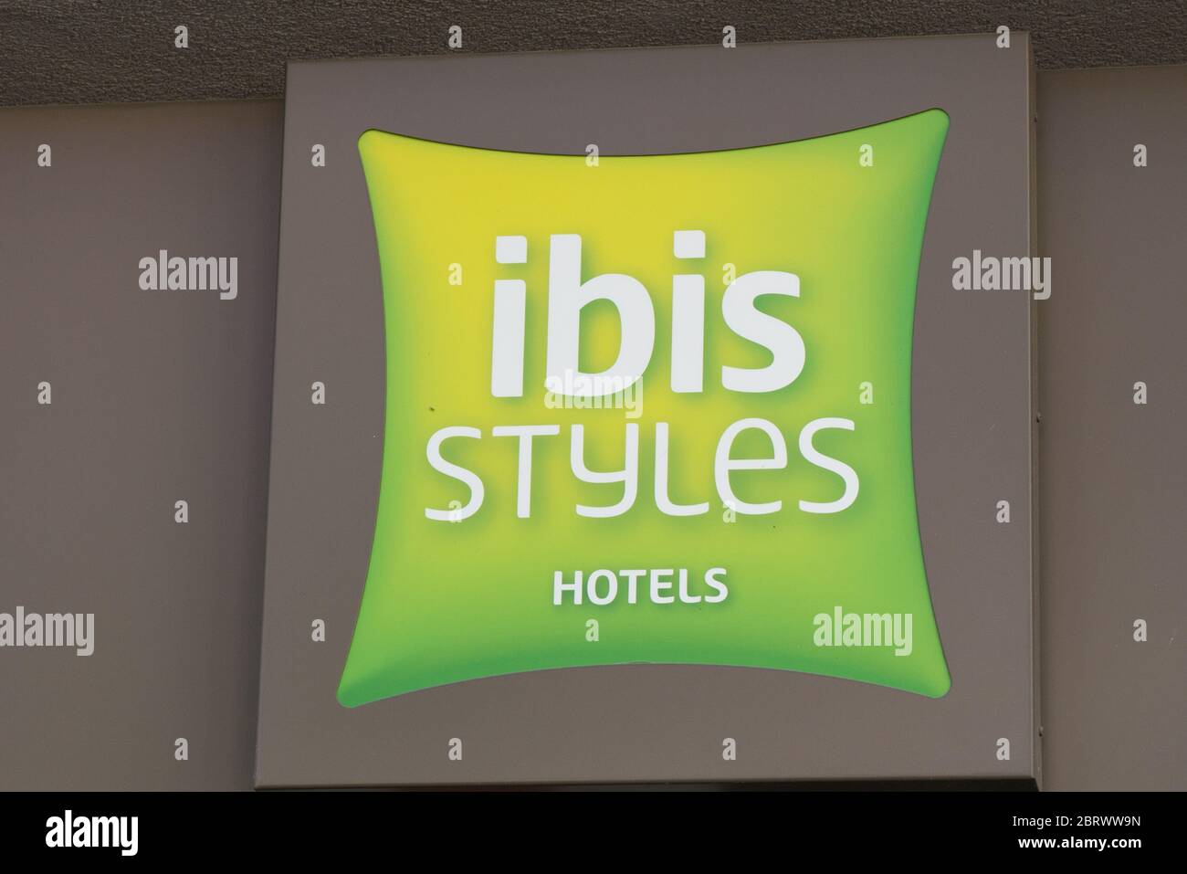 Ibis Style Logo Best Rate Guarantee Ibis Styles Kingsgate Hotel