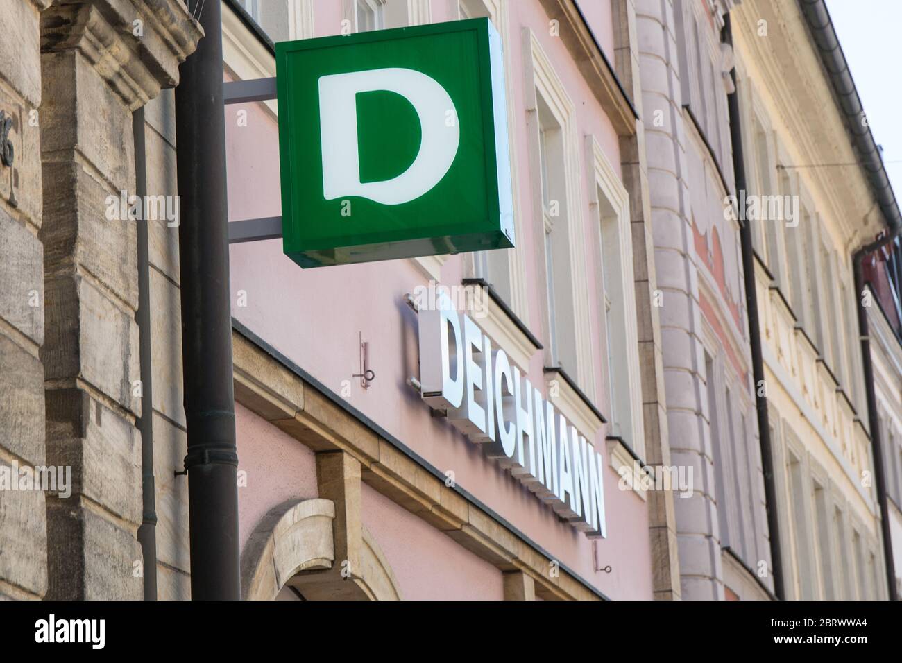 Deichmann logo hi-res stock photography and images - Alamy