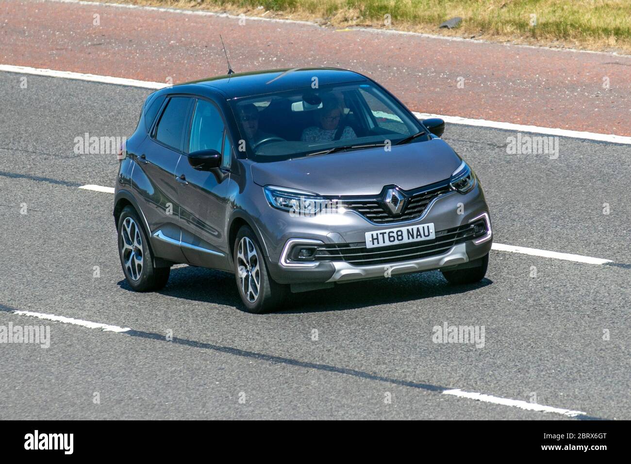 Renault captur gt line dci hi-res stock photography and images - Alamy
