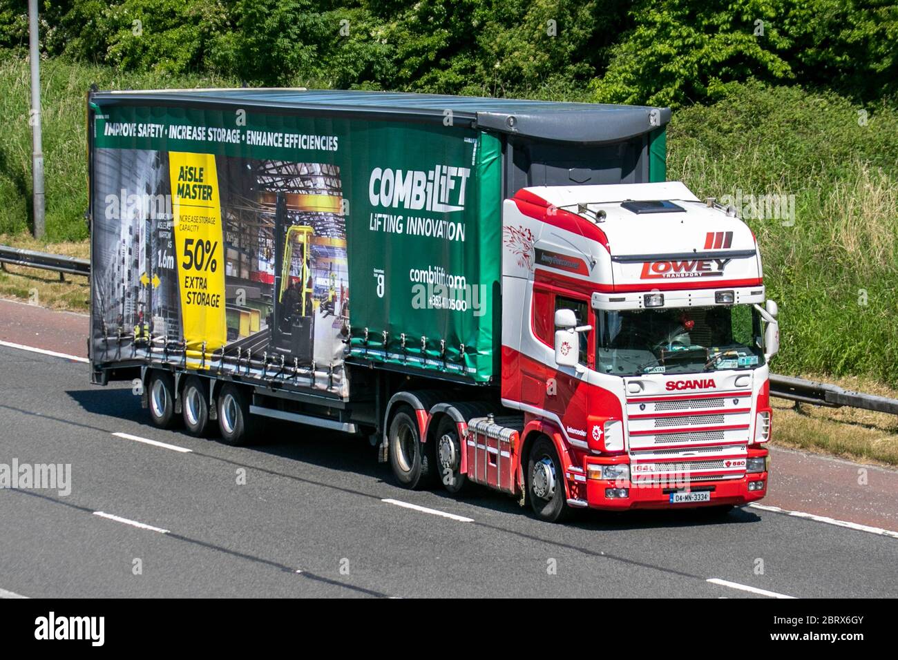 Lowey international transport limited hi-res stock photography and ...