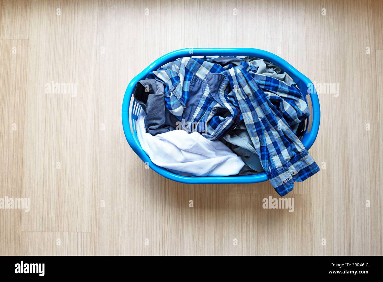 Plastic laundry basket hi-res stock photography and images - Alamy