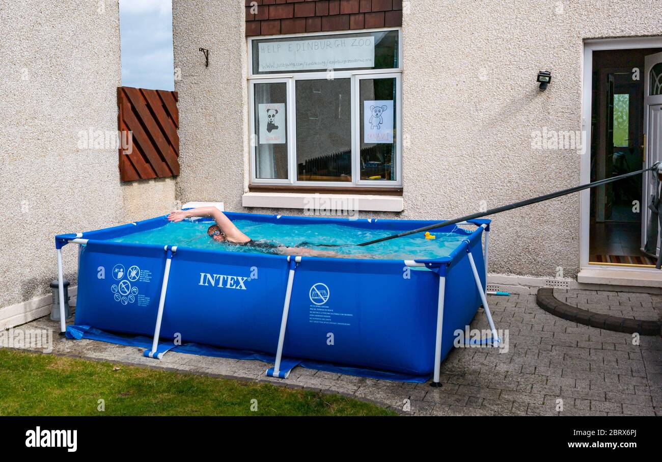 Deep paddling pool uk hi-res stock photography and images - Alamy
