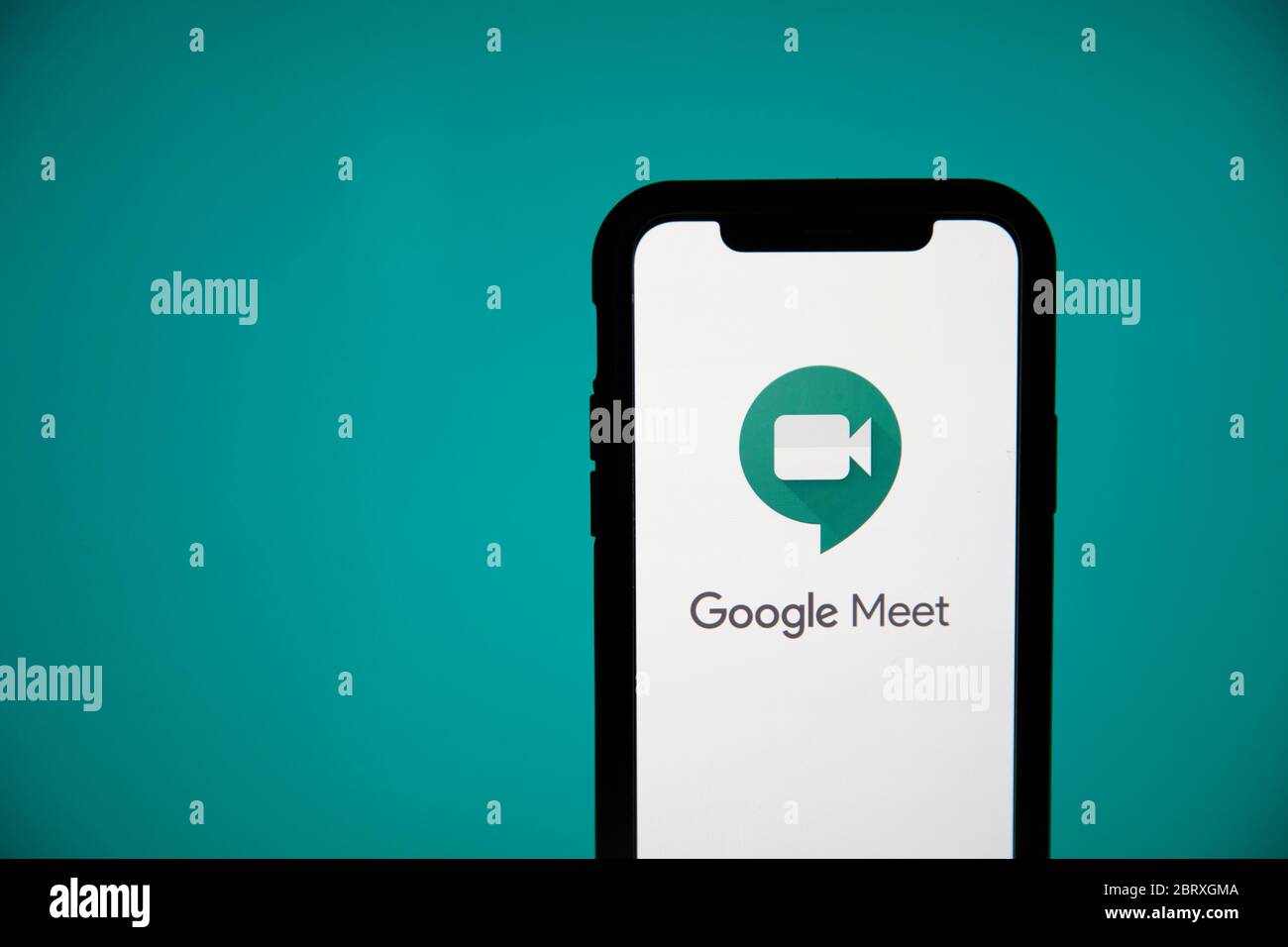Google meet logo hi-res stock photography and images - Alamy