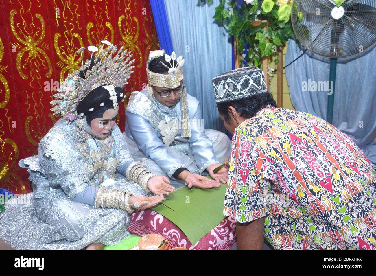 TARAKAN - INDONESIA, 19 MARCH 2020 : " Mappacci " the traditional ...