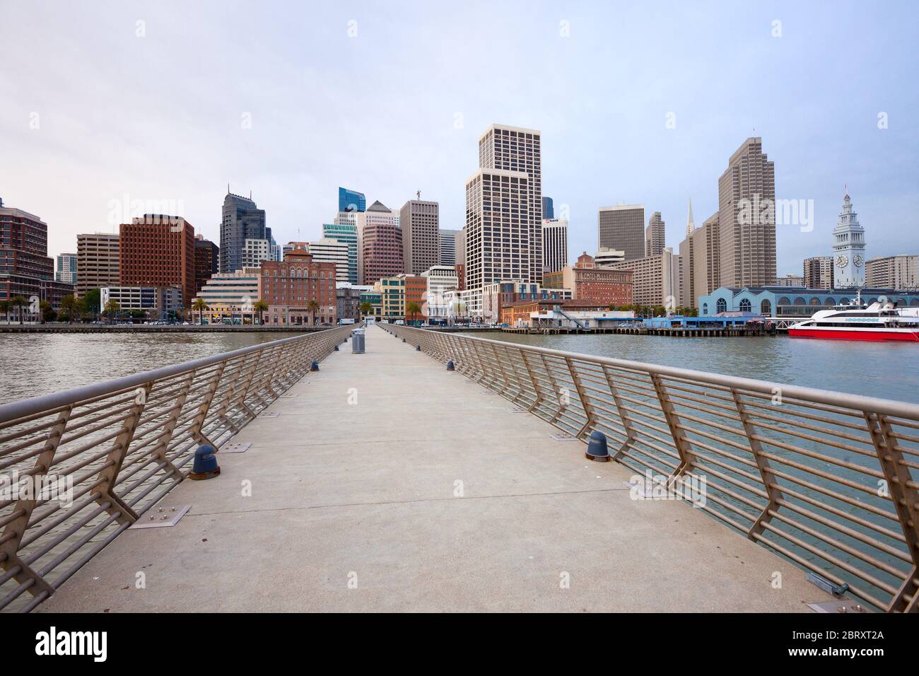 14 storey building hi-res stock photography and images - Alamy