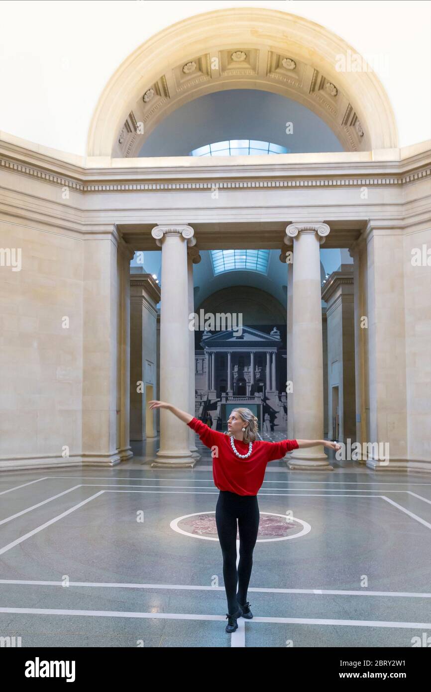 Modern performance art, dancer, Tate Britain Gallery, London, England ...