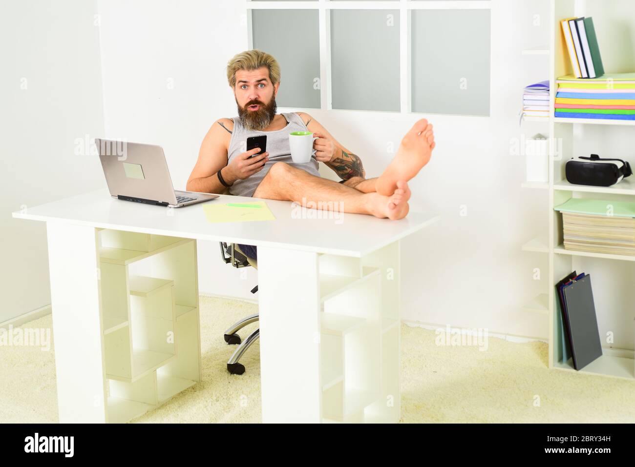 Too lazy to work. Comfortable workplace. Social networks. Social ...