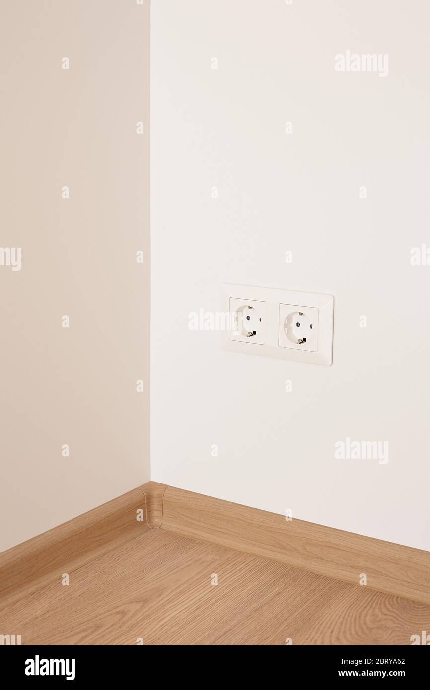 Power sockets hi-res stock photography and images - Alamy