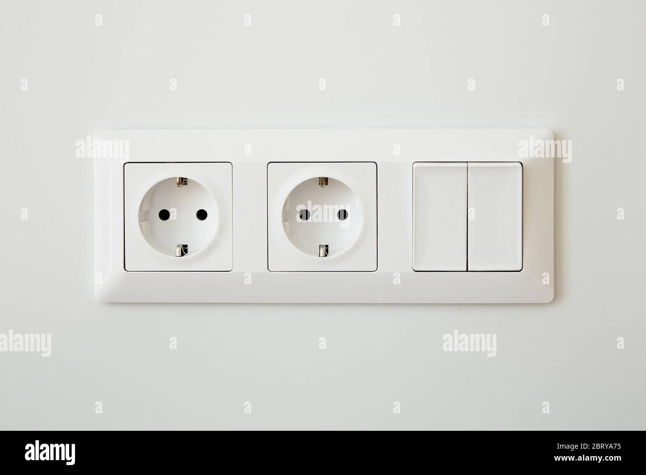 Power sockets hi-res stock photography and images - Alamy