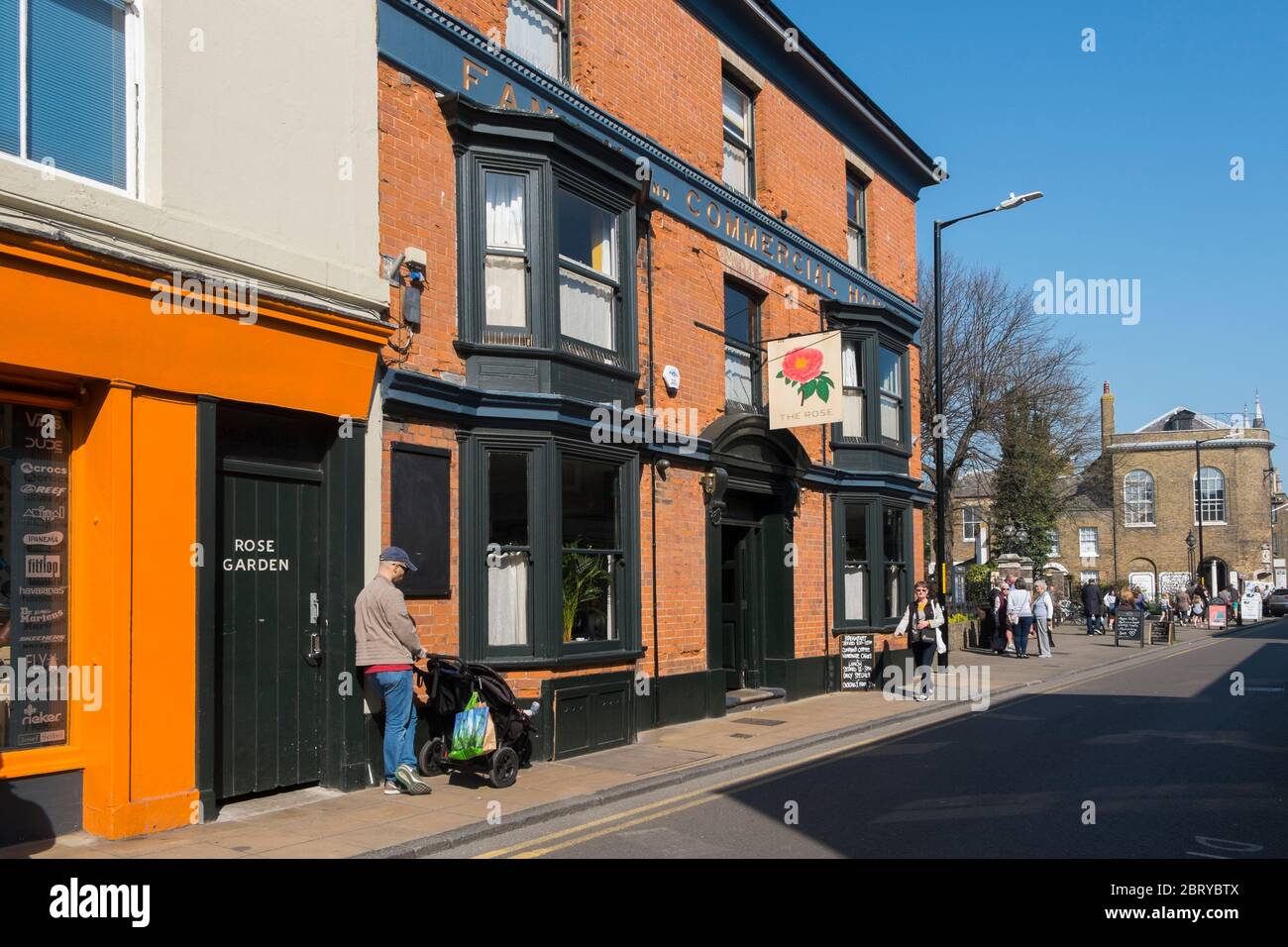 Deal kent high street hi-res stock photography and images - Alamy