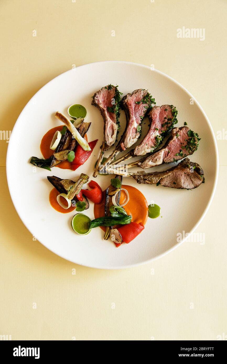 Plate racks hi-res stock photography and images - Alamy