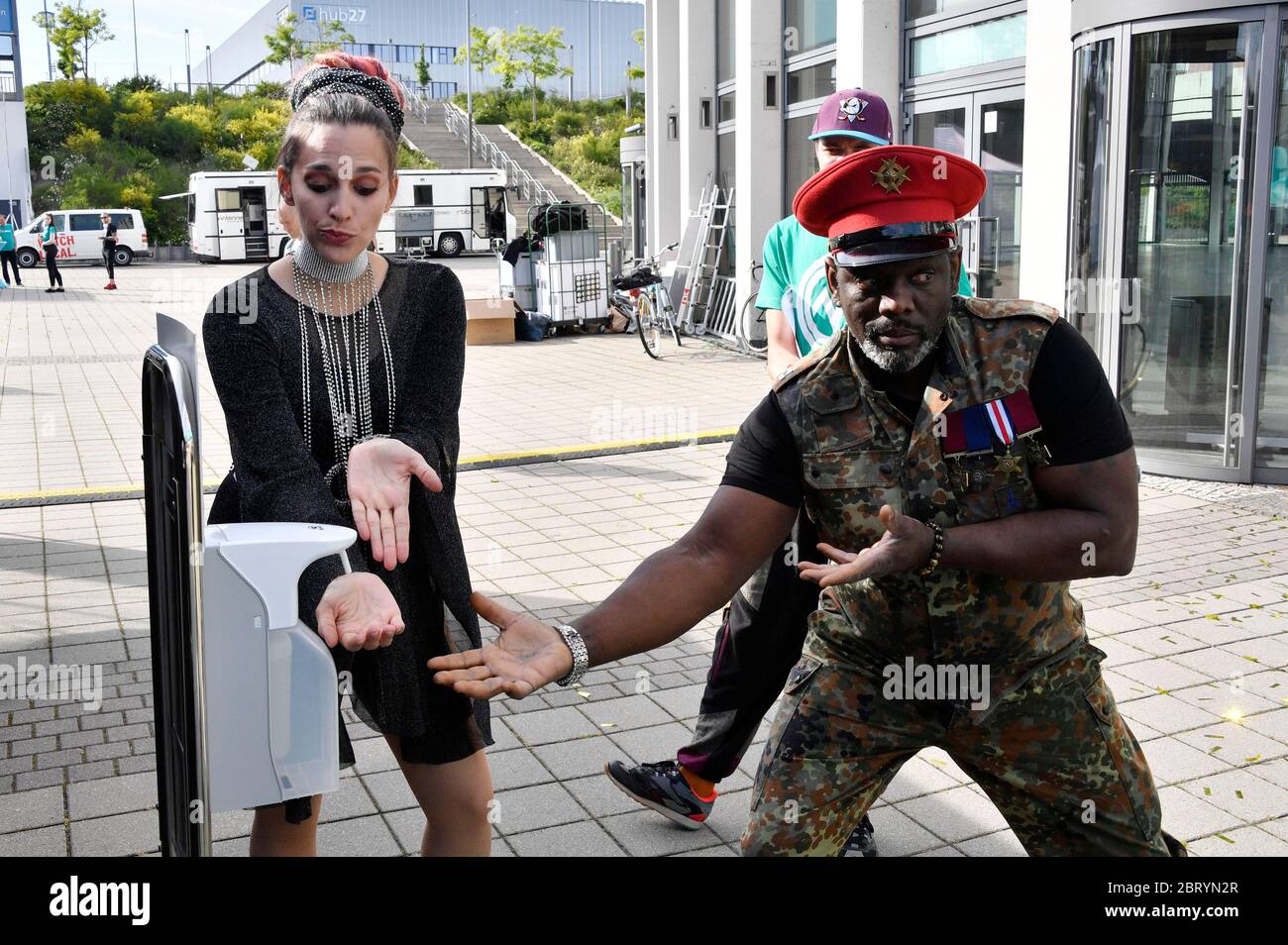 Berlin, Deutschland. 21st May, 2020. Michelle Stanley and Bruce Lacy of ...