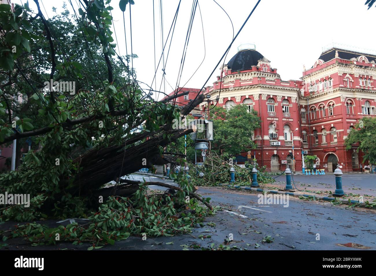 Cyclone amphan shelters hi-res stock photography and images - Alamy