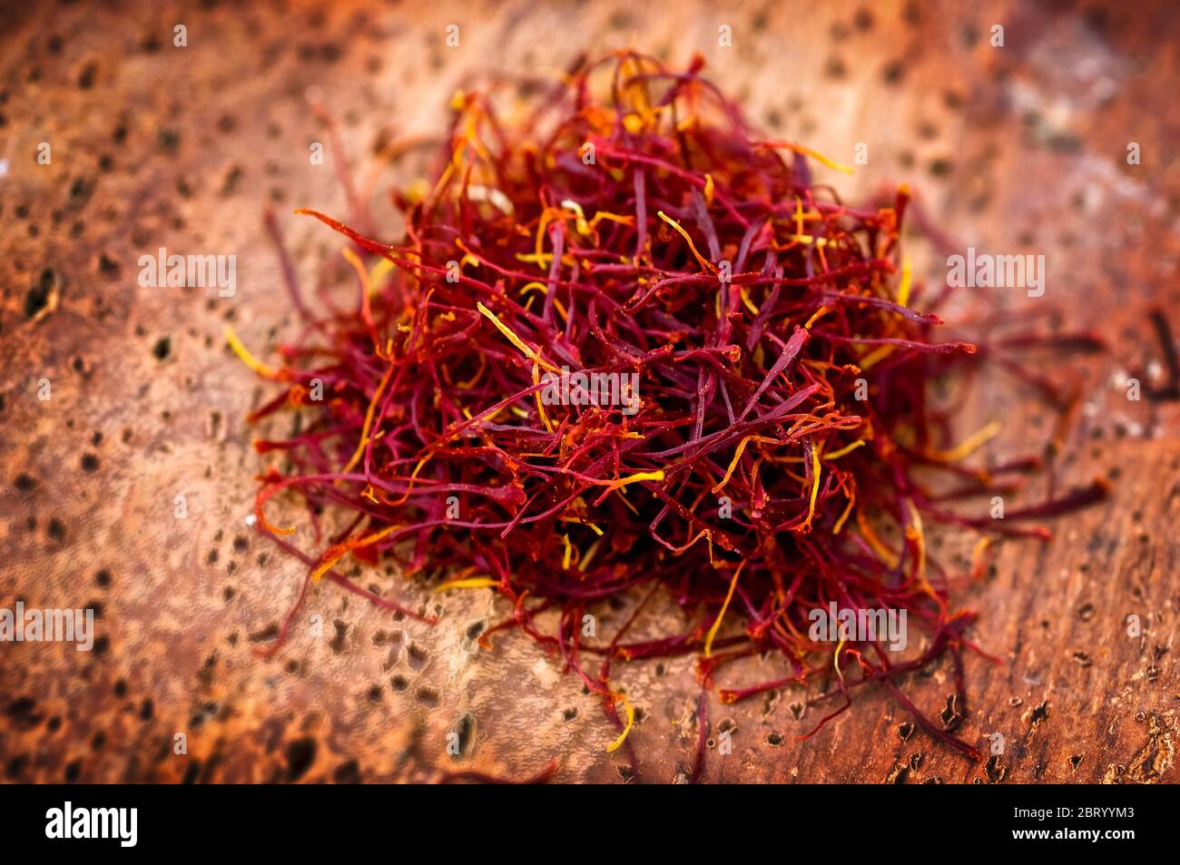 High angle close up of Saffron pistils Stock Photo - Alamy