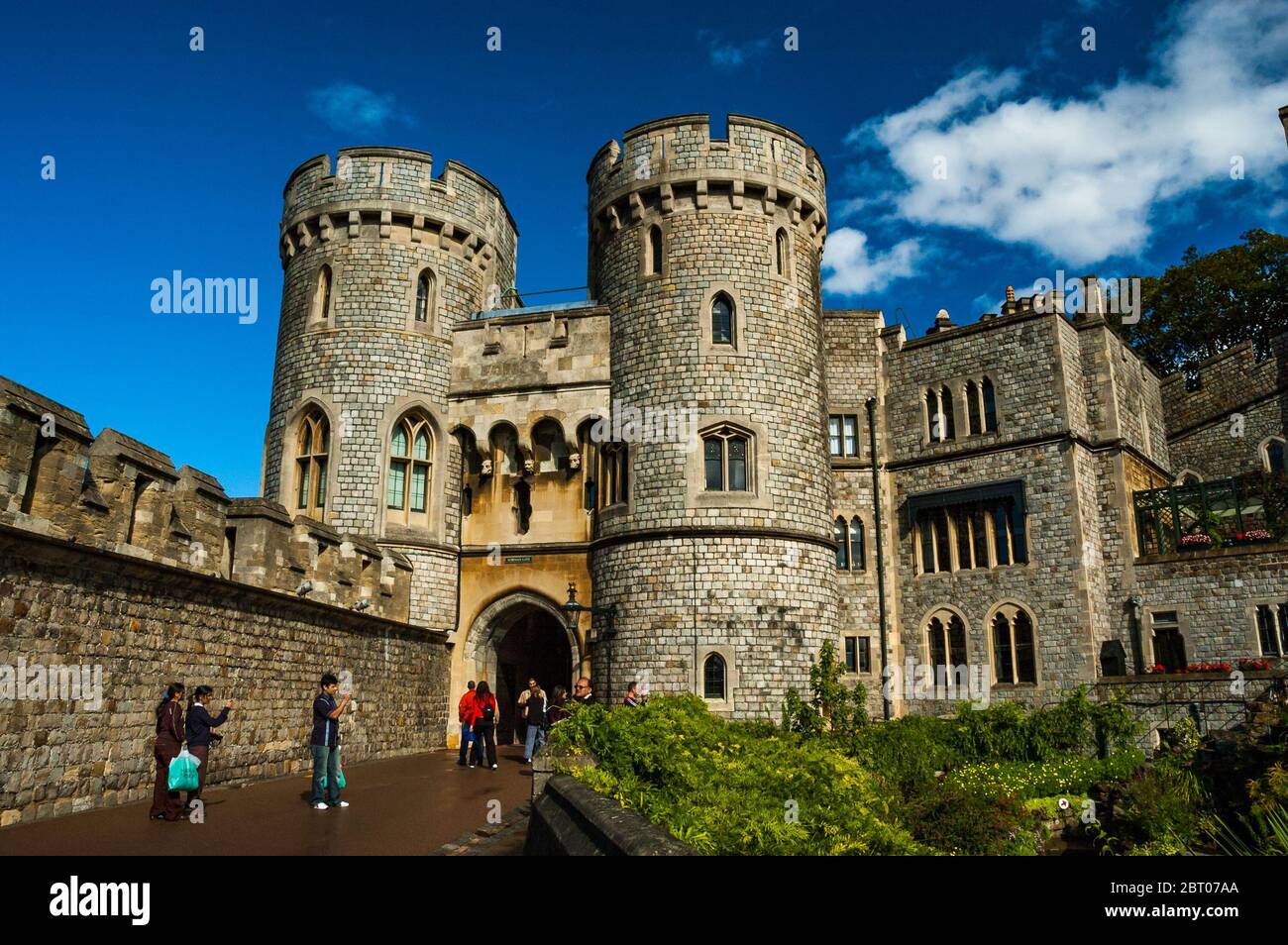 A gate at Windsor Castle around a garden area Stock Photo - Alamy
