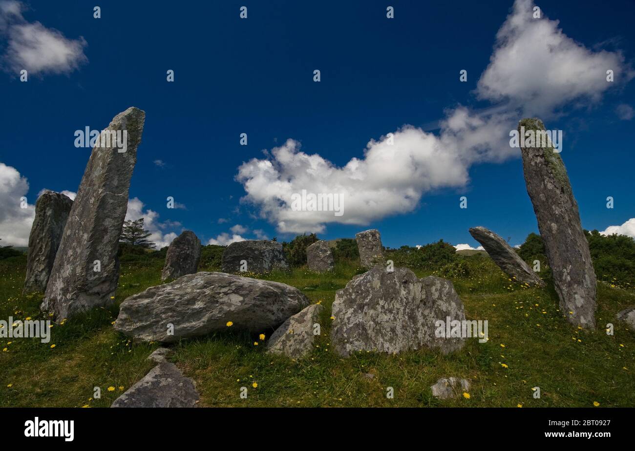 Witches circle hi-res stock photography and images - Alamy