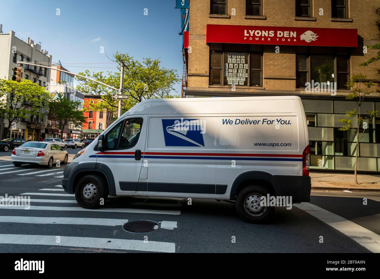 Usps vehicle hi-res stock photography and images - Alamy