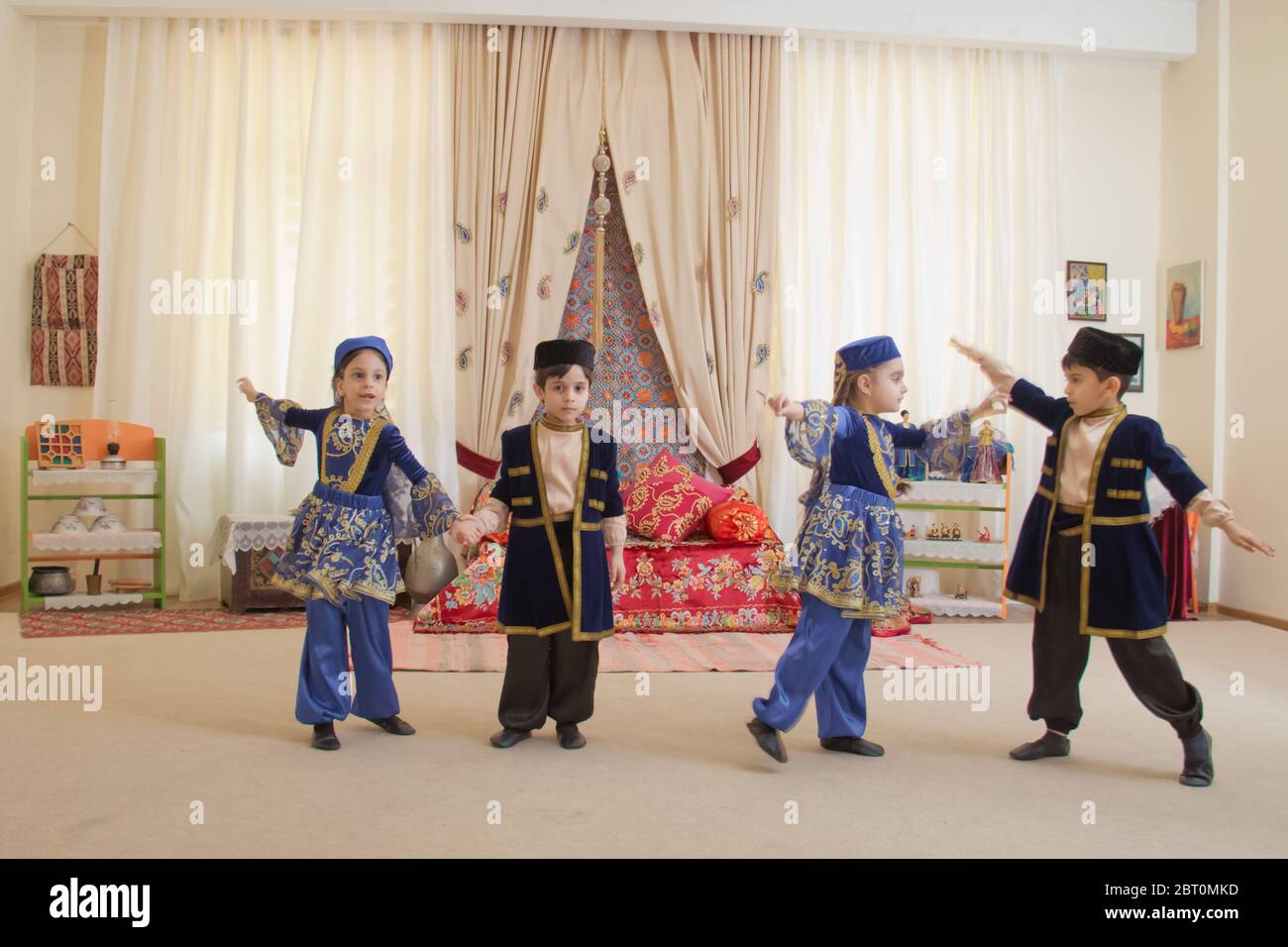 Azerbaijan people national costumes hi-res stock photography and images ...