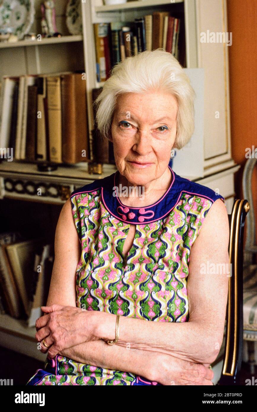 Dilys Powell Sunday Times film critic 1980 Stock Photo - Alamy