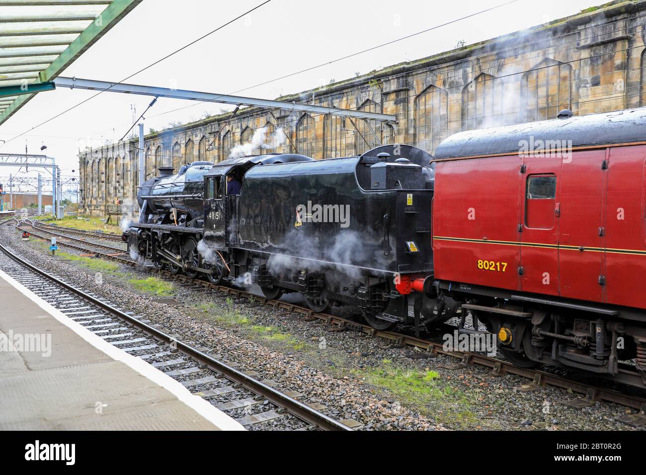 8f no 48151 steam locomotive hi-res stock photography and images - Alamy