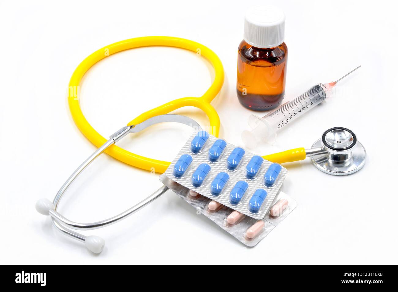 Syringe stethoscope thermometer bottle Cut Out Stock Images & Pictures ...