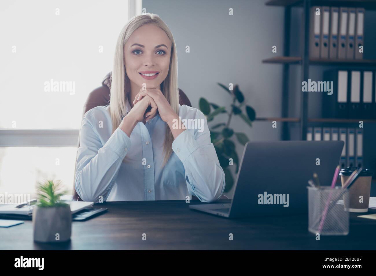 Attractive business woman office leading hi-res stock photography and ...