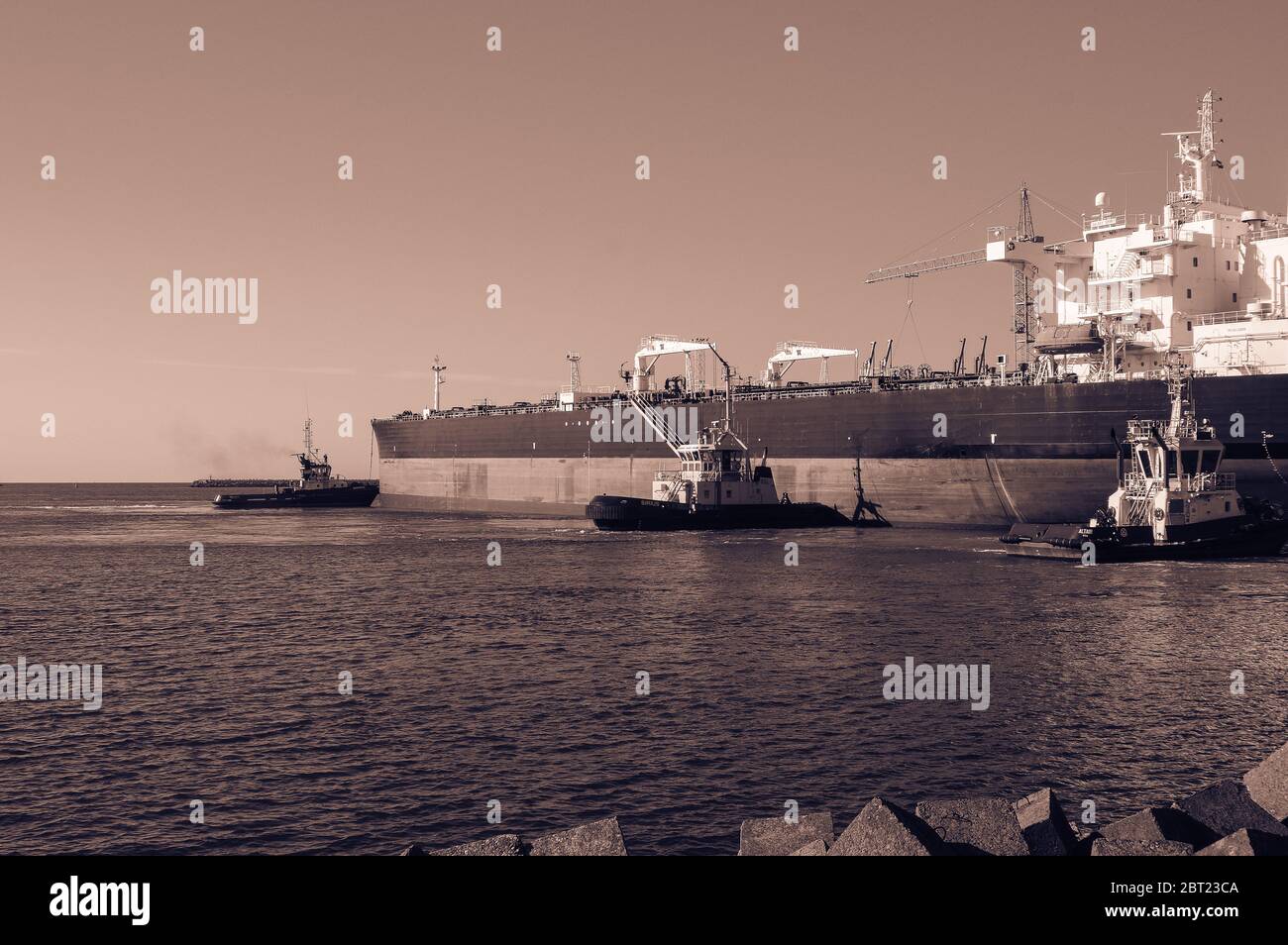 Oil Tanker in the harbor Stock Photo - Alamy