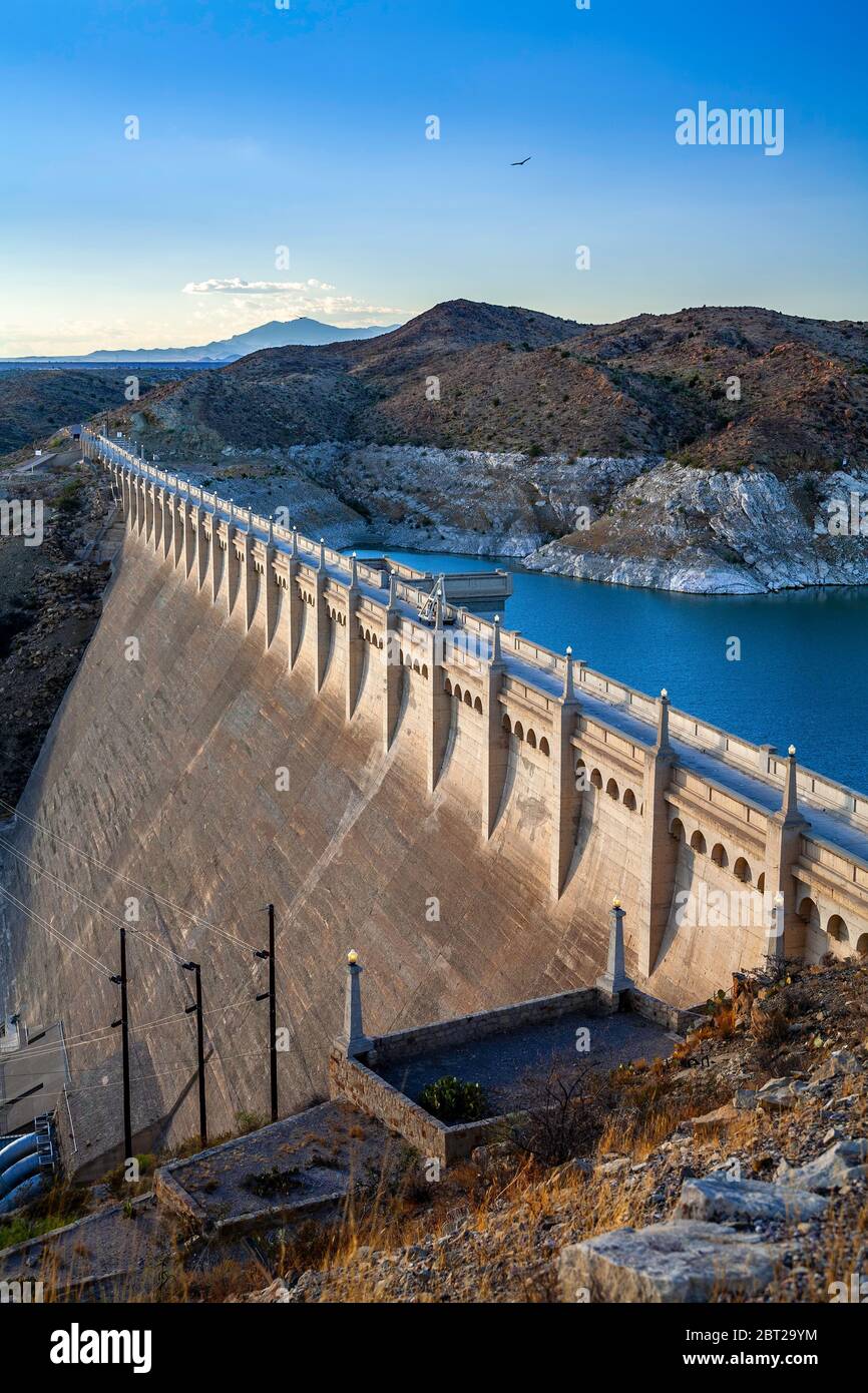 Elephant butte lake usa hi-res stock photography and images - Alamy