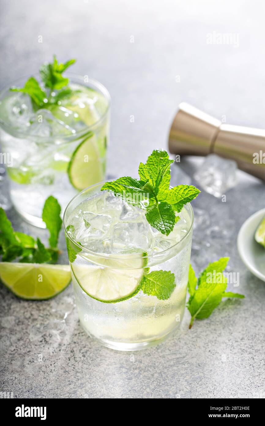 Summer mojito hi-res stock photography and images - Alamy