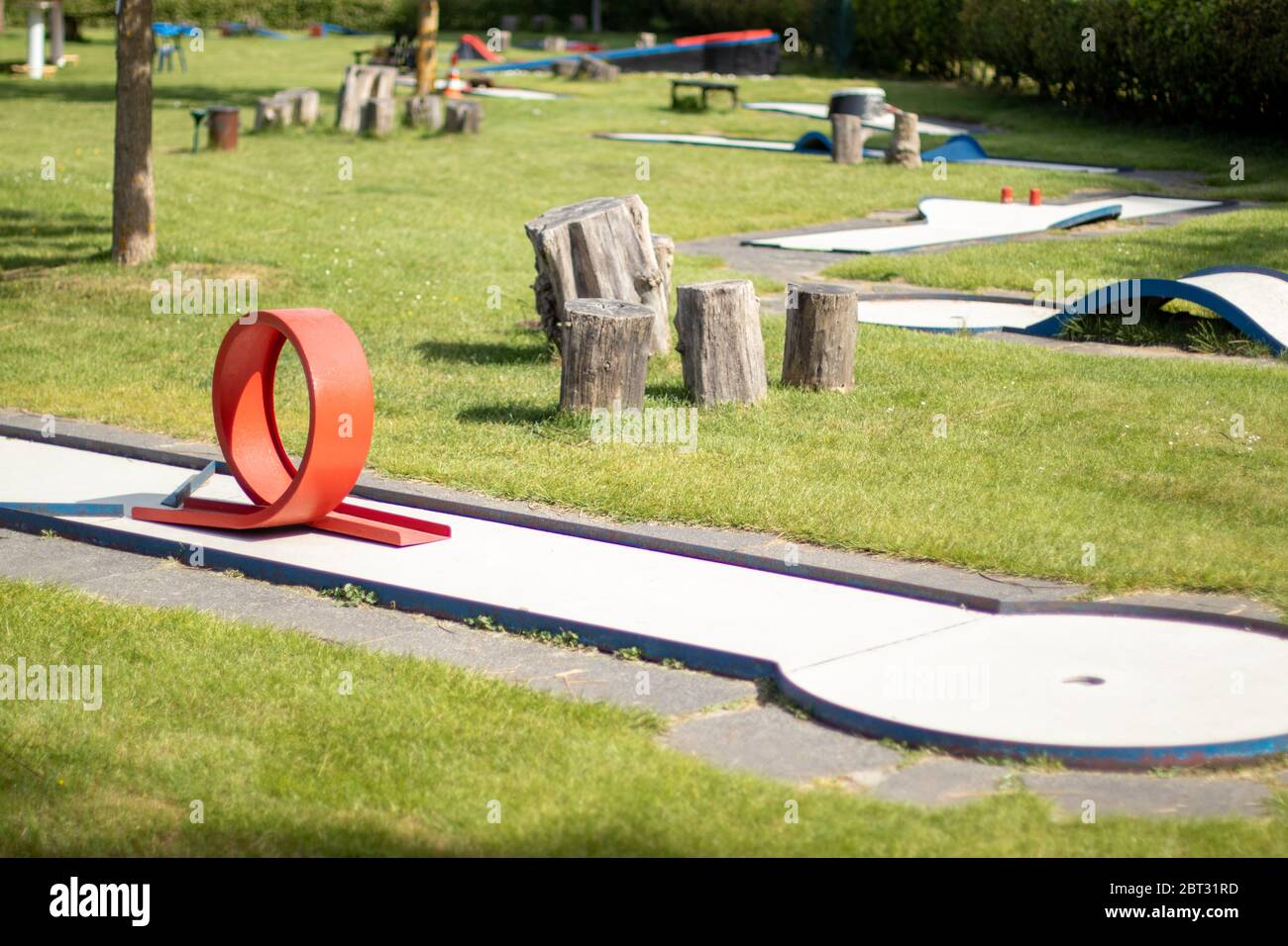 Mini ramp hi-res stock photography and images - Alamy