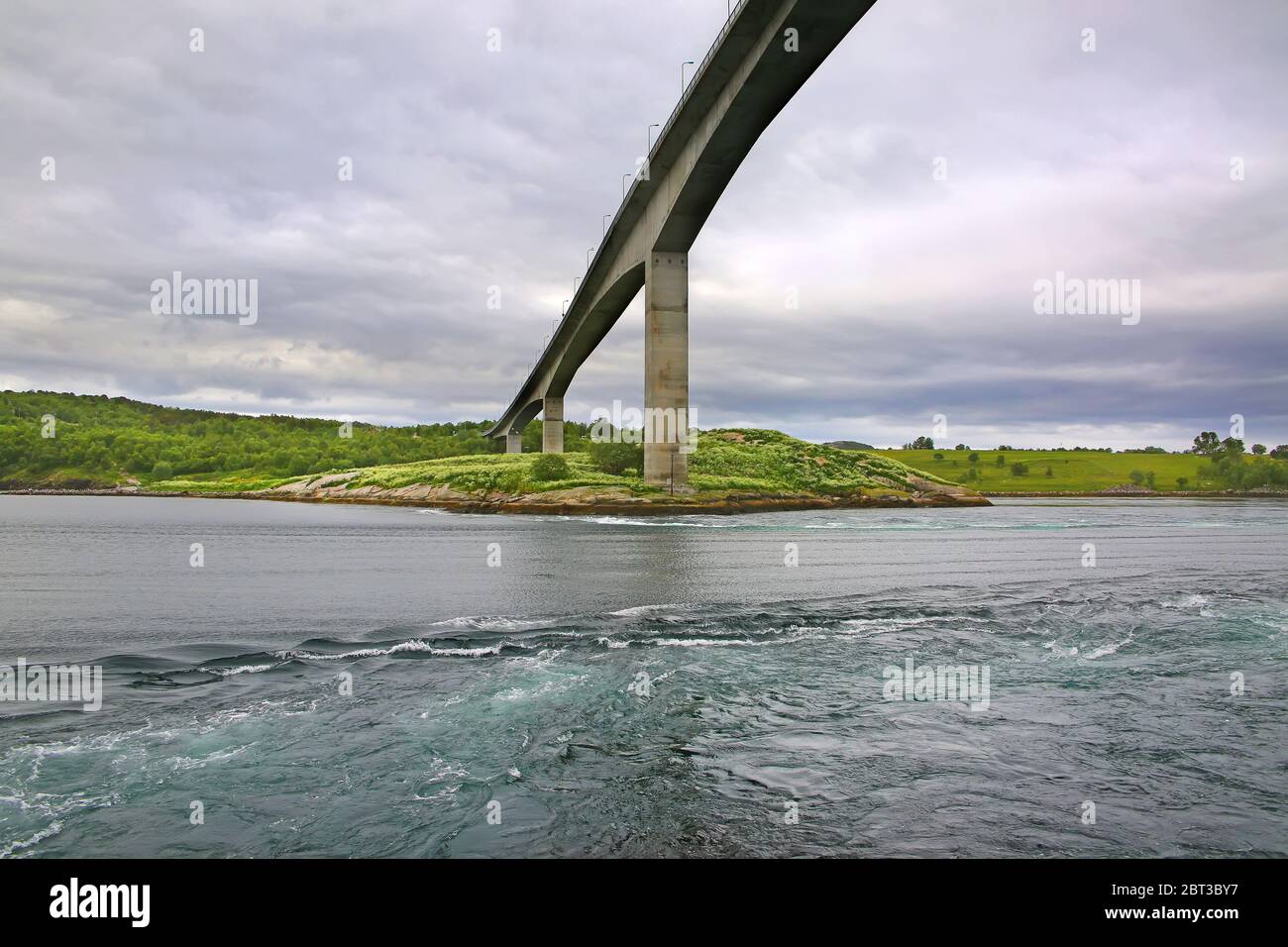 Bridge over the Saltstraumen Maelstrom - said to be the world’s ...