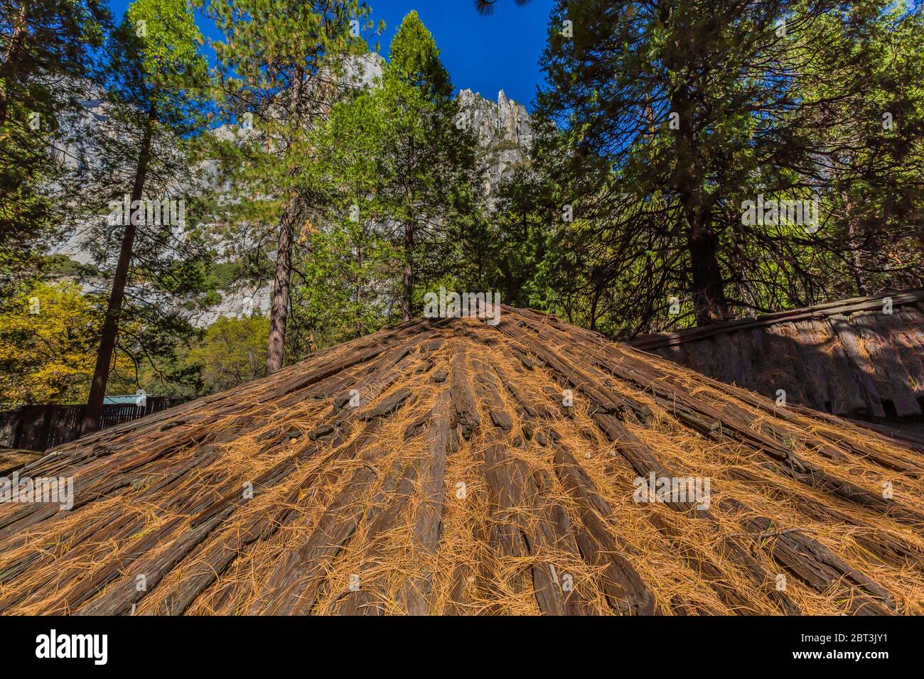 Miwok indian roundhouse hi-res stock photography and images - Alamy