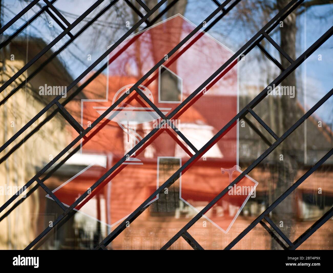pharmacy, drugstore, sign, signal, berlin, writing, font, typography ...
