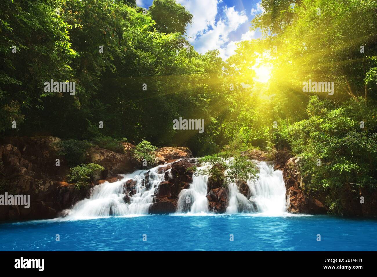 beautiful, beauteously, nice, shine, shines, bright, lucent, light ...