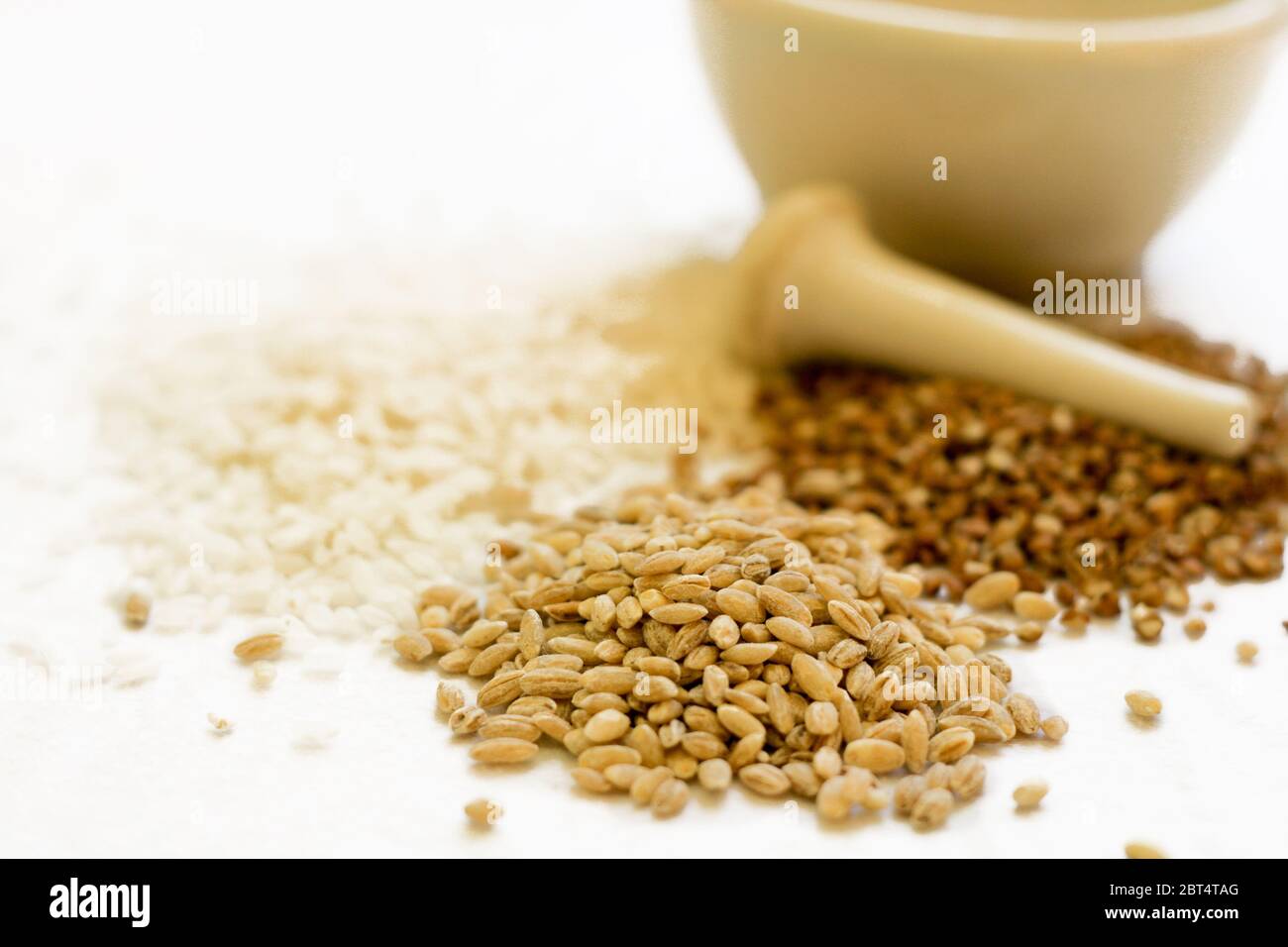 grain, yield, dry, dried up, barren, corn, mortar, pestle, nobody ...