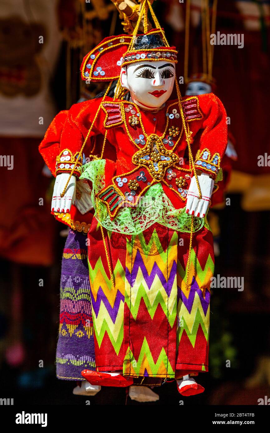 Burmese puppets hi-res stock photography and images - Alamy