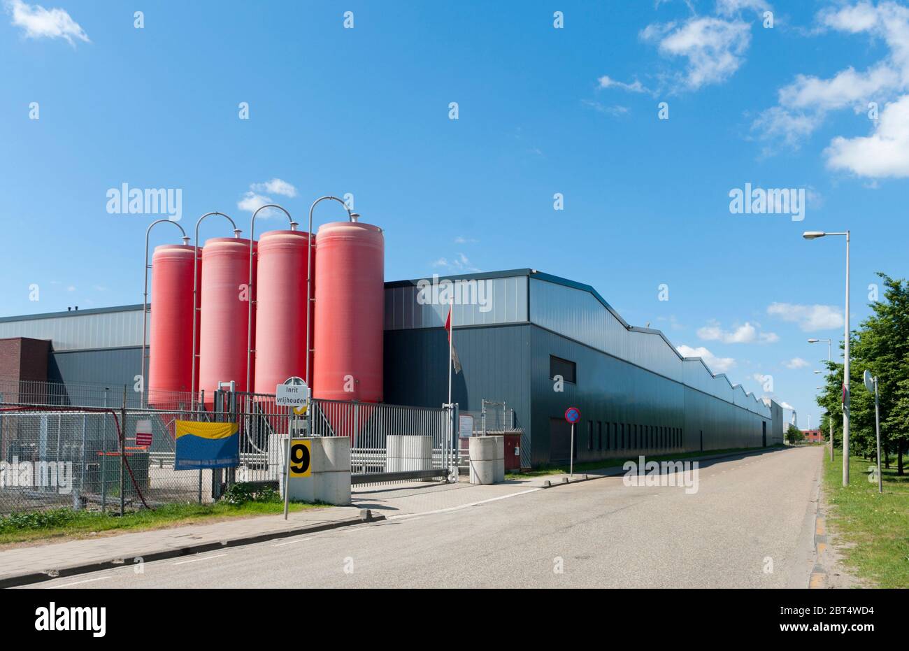 Factory silos plant silo hi-res stock photography and images - Alamy