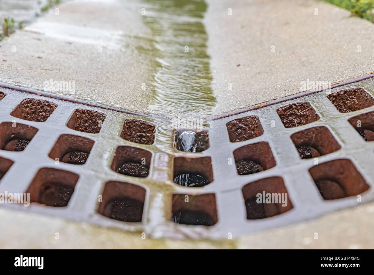 Drainage sewer rain hi-res stock photography and images - Alamy