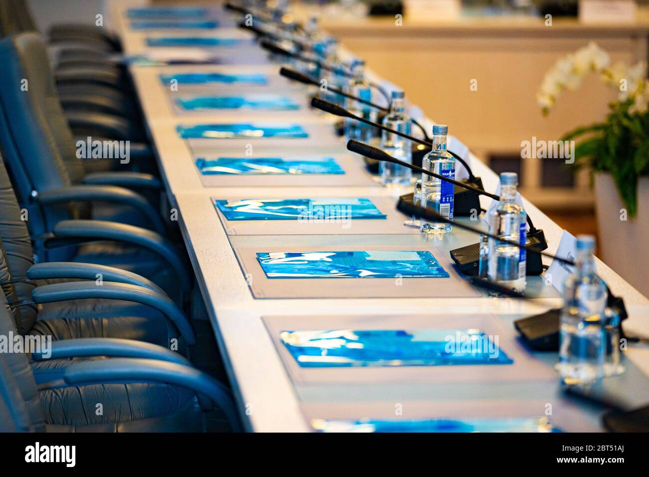 Conference microphones on table hi-res stock photography and images - Alamy