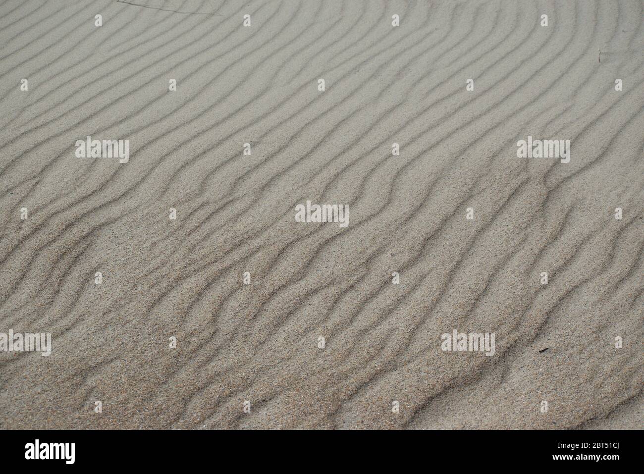 Sand patterns on the beach Stock Photo - Alamy